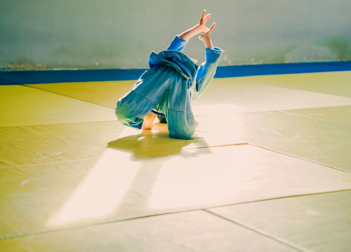 Ptashka: A Charity Art Exhibition Advocating for Peace in Ukraine