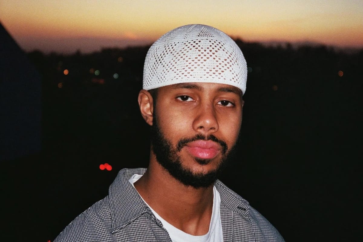 Echoes of Resilience: Mustafa the Poet's Journey through Love, Loss ...